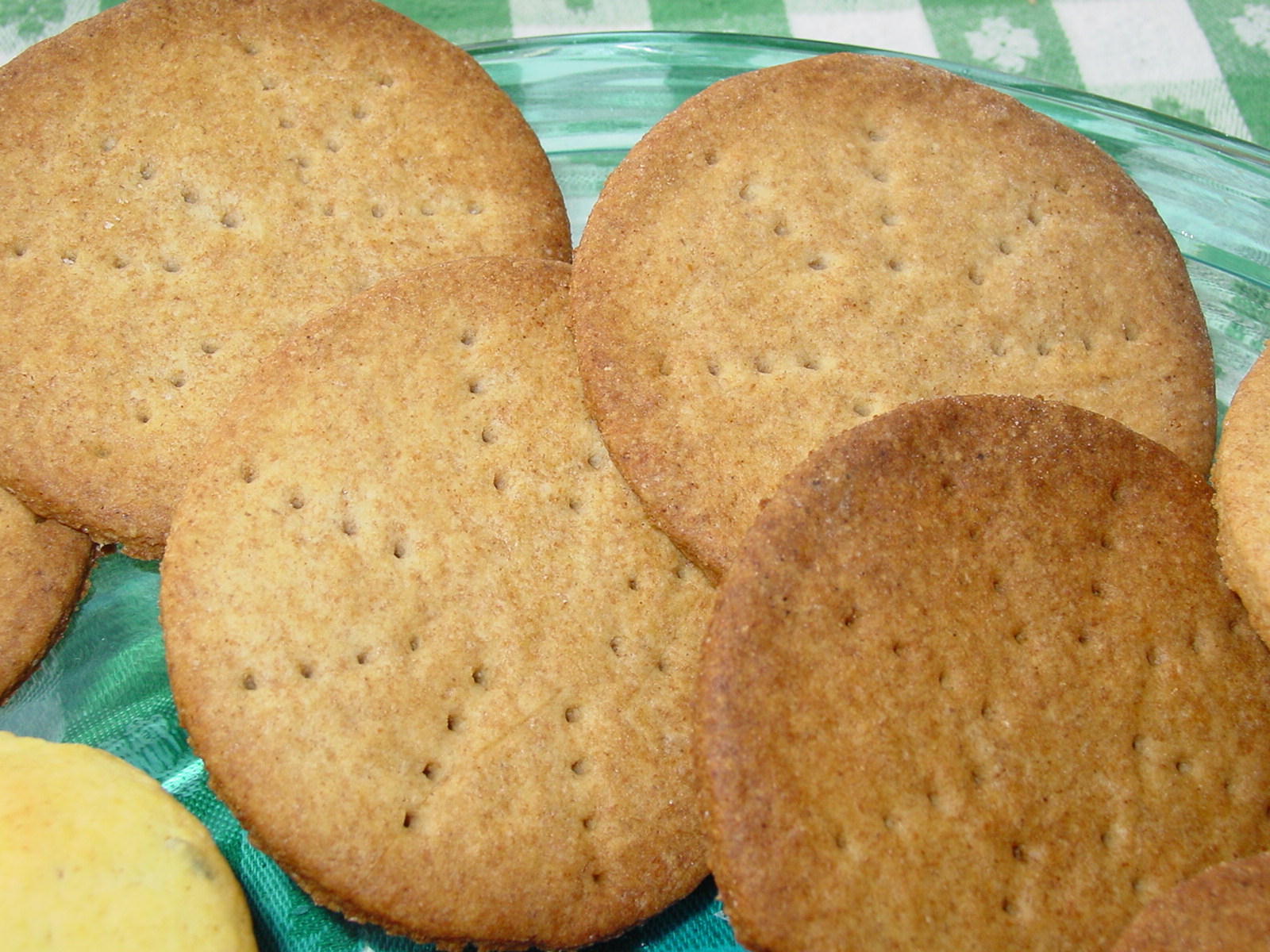 English Digestive Biscuits | My Mom Likes to Cook