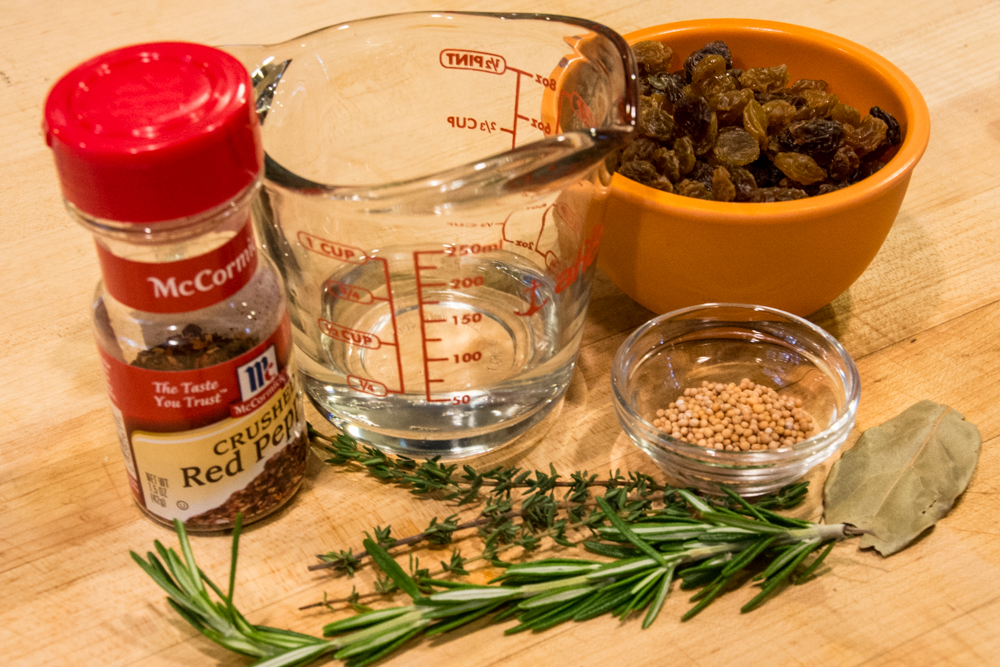 Pickled Raisins | My Mom Likes to Cook